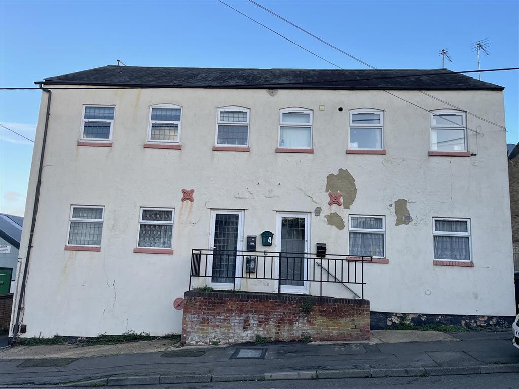 Flat 2, Park Court, 17, Park Road, WELLINGBOROUGH, Northamptonshire ...