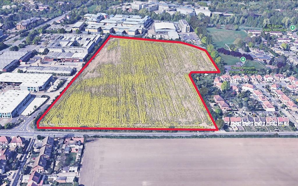 18.5 acres off, Hatch Lane, WEST DRAYTON, Middlesex, UB7 0BD