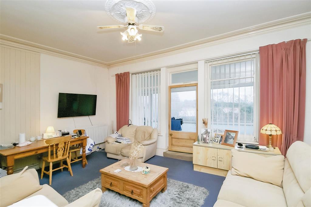 35, The Parade, BARRY, South Glamorgan, CF62 6SE
