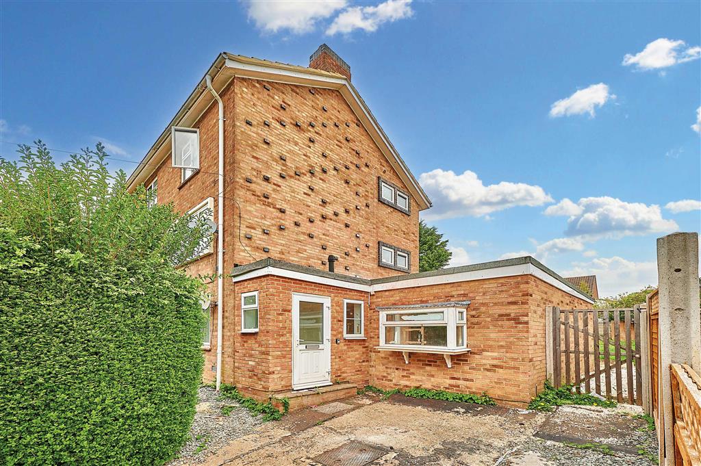 39, Manor Road, STANSTED, Essex, CM24 8NL