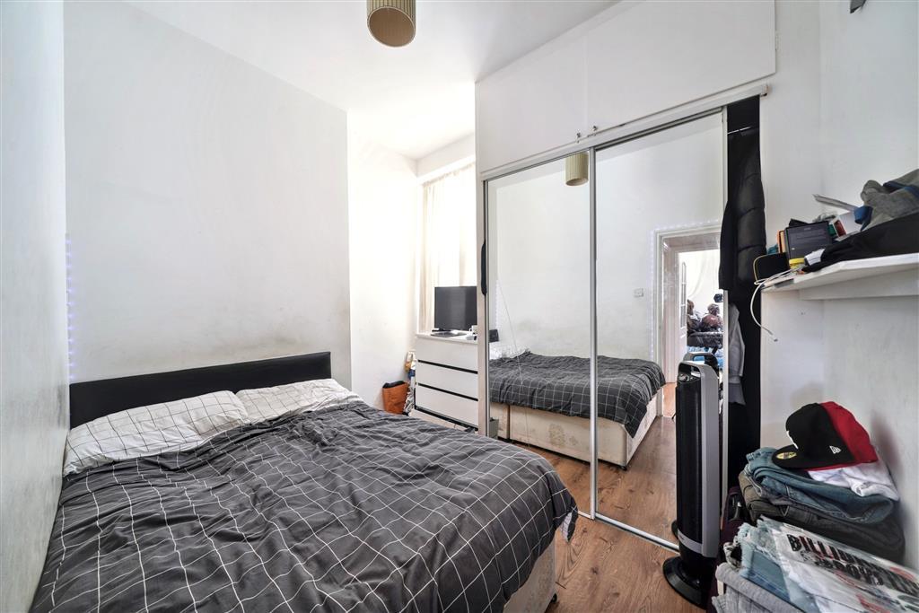 40b, Park Parade, HARLESDEN, London, NW10 4JE
