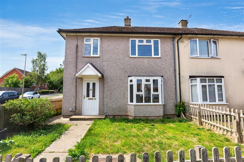 39, Lipscombe Rise, ALTON, Hampshire, GU34 2HW