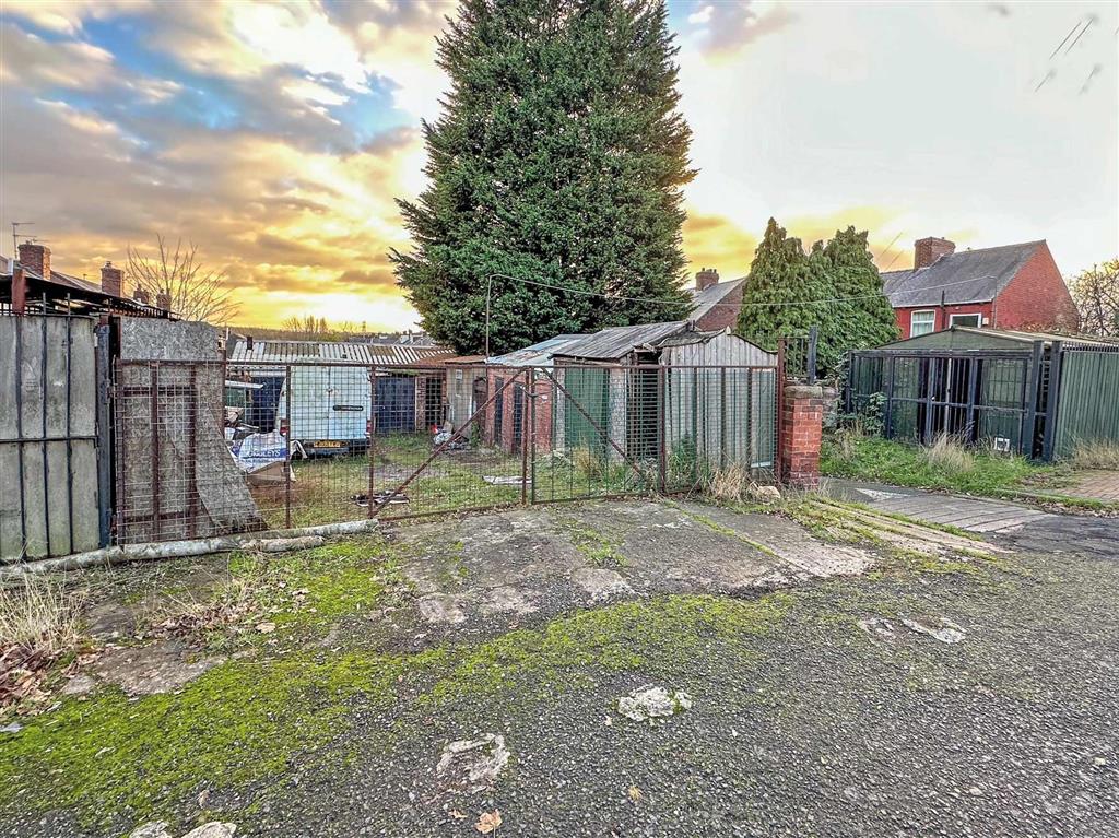 Land & Garages at the Junction of, Wath Road & Dearne Road, ROTHERHAM ...
