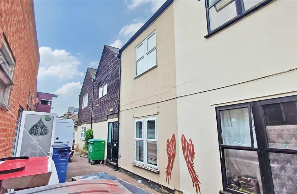 6a Connaught Mews, Connaught Road, ILFORD, Essex, IG1 1RN