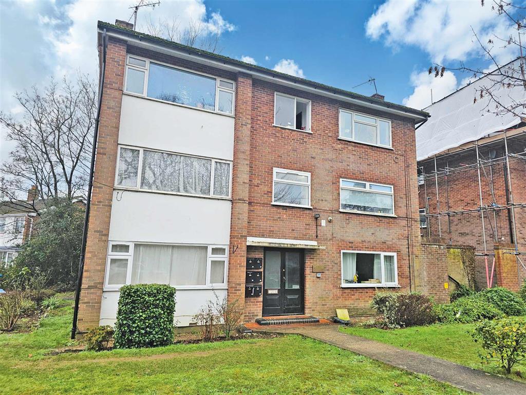 Flat 1, Simon Court, Thornhill Park Road, SOUTHAMPTON, Hampshire, SO18 5TH
